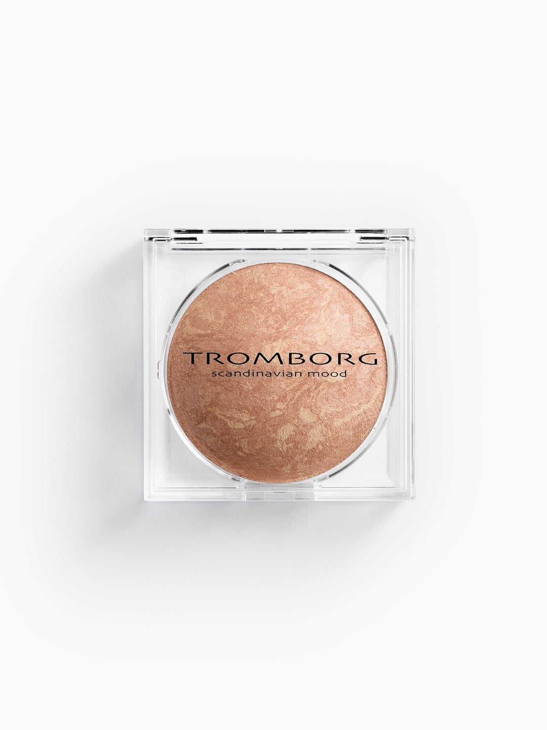 Dewy Makeup | Organic wellness & green tech | Tromborg